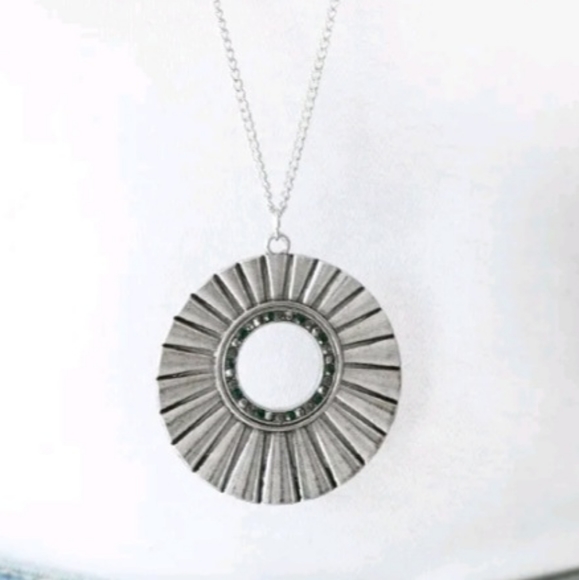 paparazzi | Jewelry | Paparazzi Chicly Centered Multi Necklace | Poshmark